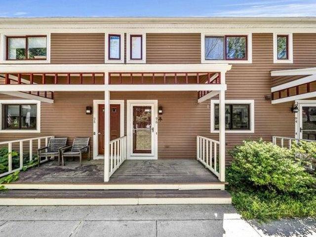 house with 2 bedroom, Portsmouth NH DS103666313