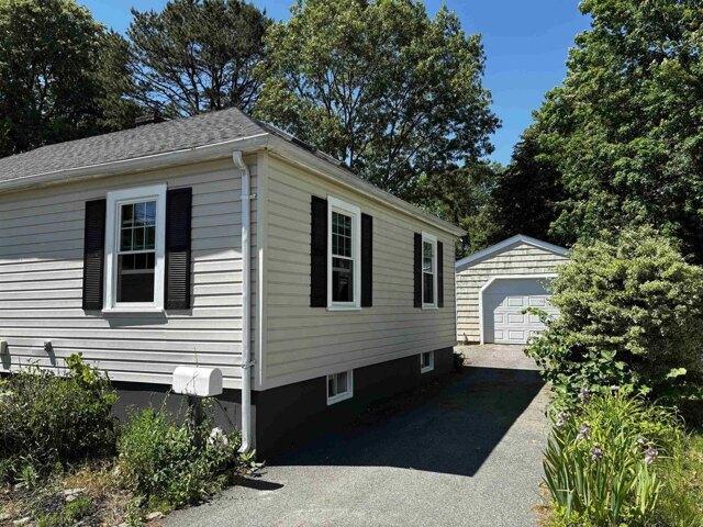 house with 2 bedroom, Portsmouth NH ES105173379