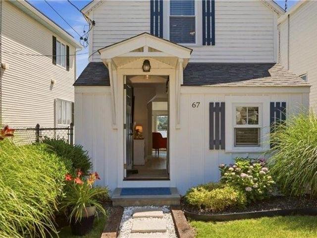 house with 2 bedroom, Portsmouth RI DS103496434