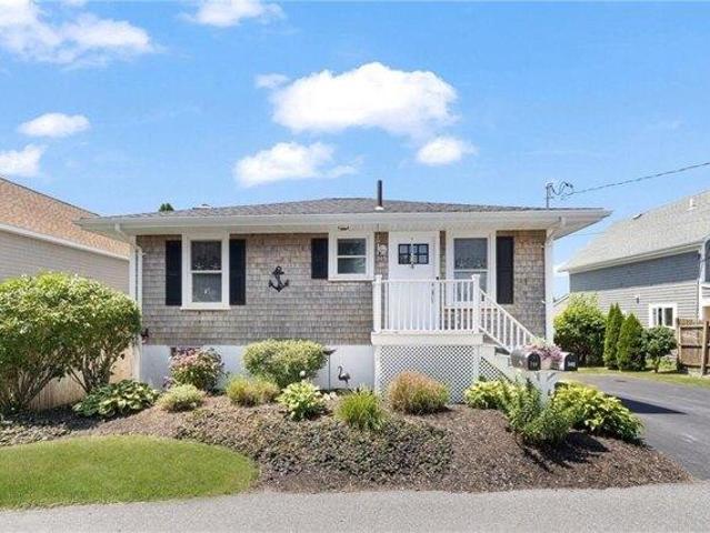 house with 2 bedroom, Portsmouth RI ES104332892