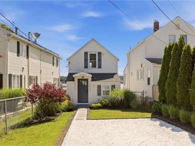 house with 2 bedroom, Portsmouth RI ES105081978