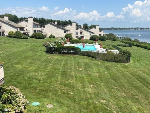 house with 2 bedroom, Portsmouth RI ES105114337
