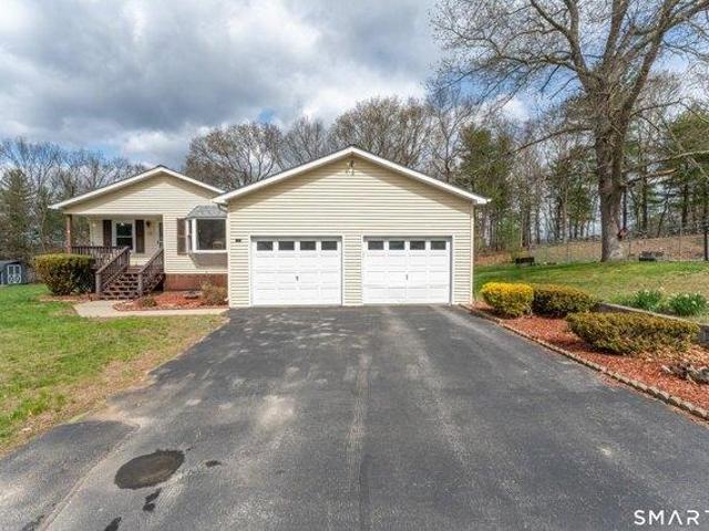house with 2 bedroom, Plainfield CT DLS102214341