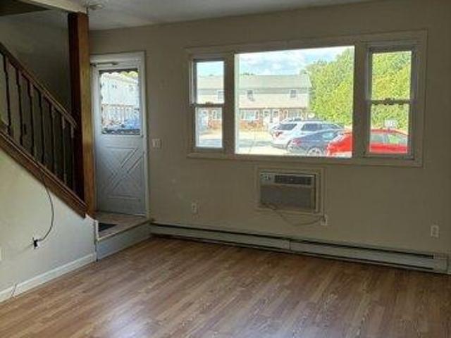house with 2 bedroom, Plainfield CT DS104264073