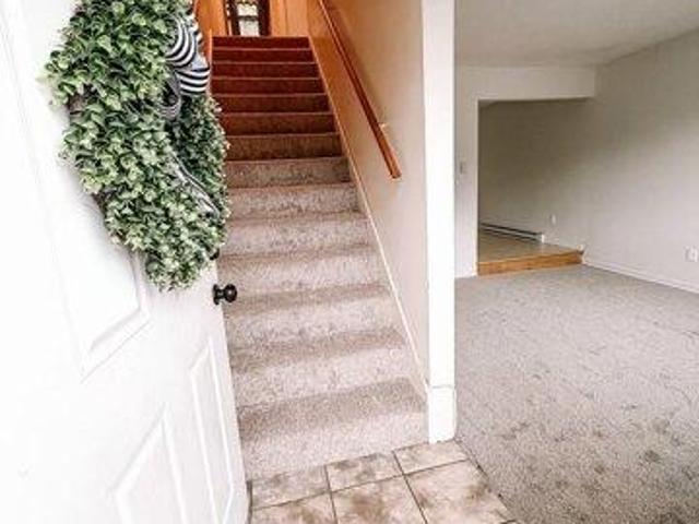 house with 2 bedroom, Plainfield CT DS102595068
