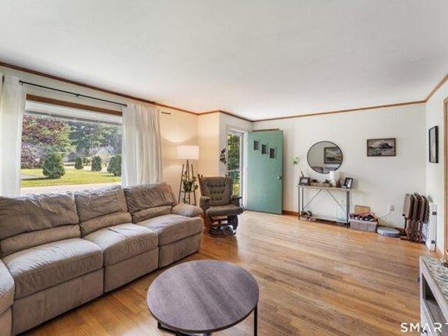 house with 2 bedroom, Plainfield CT ES104262757