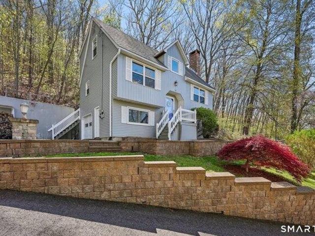 house with 2 bedroom, Plainville CT DLS102345952