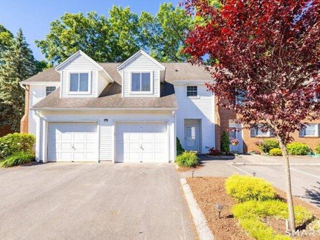 house with 2 bedroom, Plainville CT DS104077634