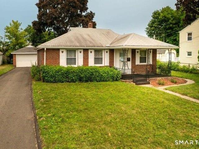 house with 2 bedroom, Plainville CT ES105114098
