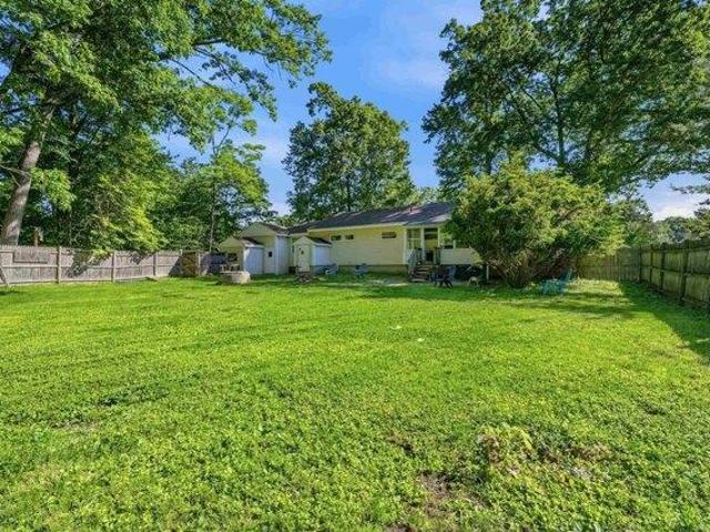 house with 2 bedroom, Plaistow NH ES103965917