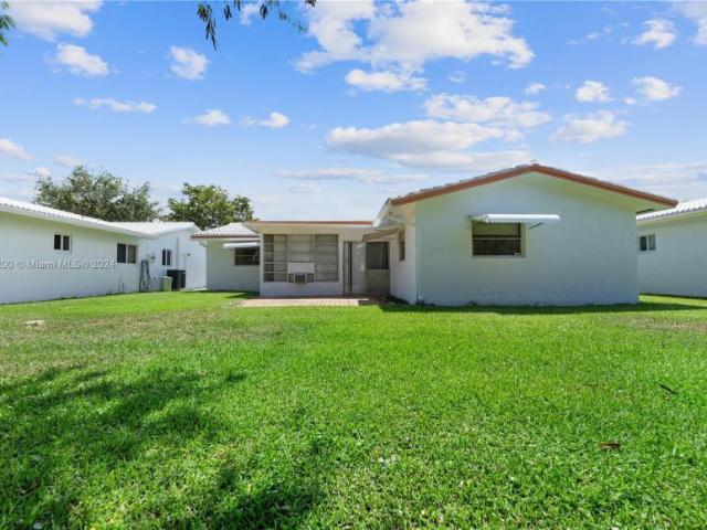 house with 2 bedroom, Plantation FL FL DLS102243409