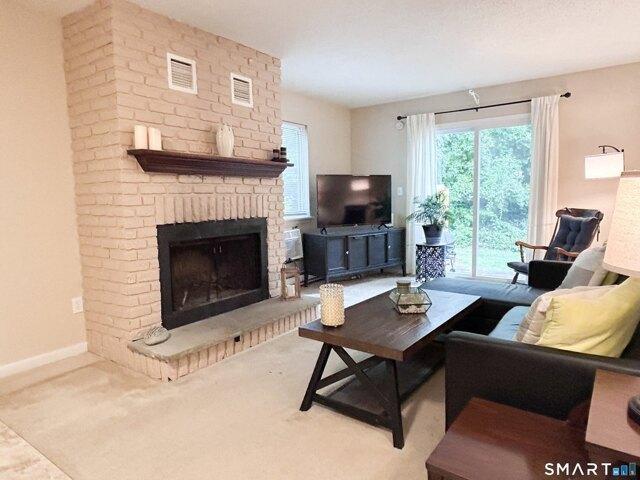 house with 2 bedroom, Plymouth CT DS104149864
