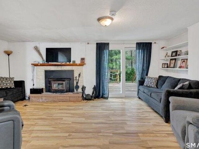 house with 2 bedroom, Plymouth CT ES104153545