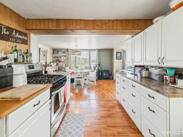house with 2 bedroom, Plymouth CT ES104789611