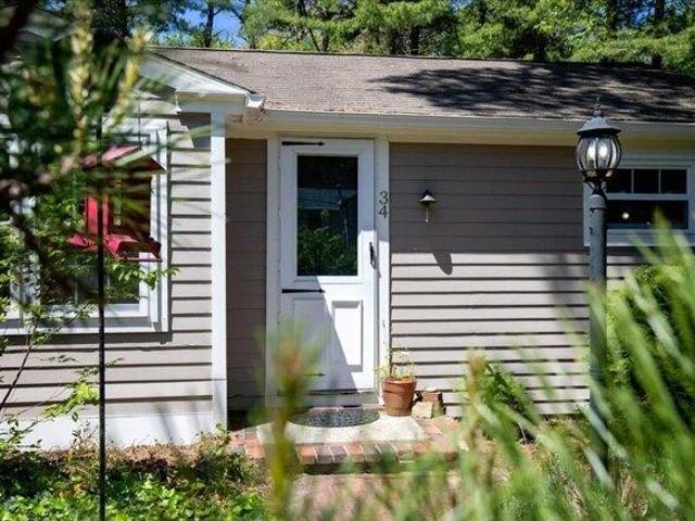 house with 2 bedroom, Plymouth MA DS103017088