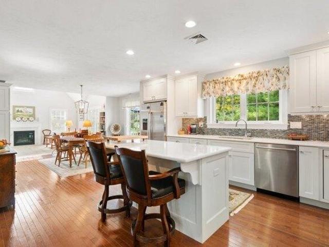 house with 2 bedroom, Plymouth MA ES104042185
