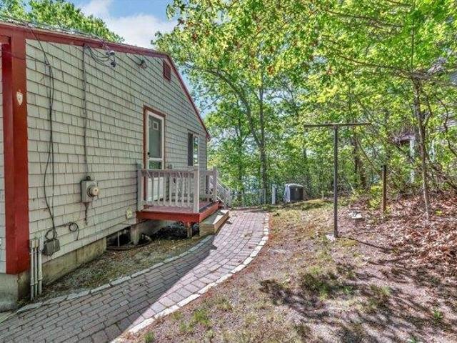 house with 2 bedroom, Plymouth MA ES104010344