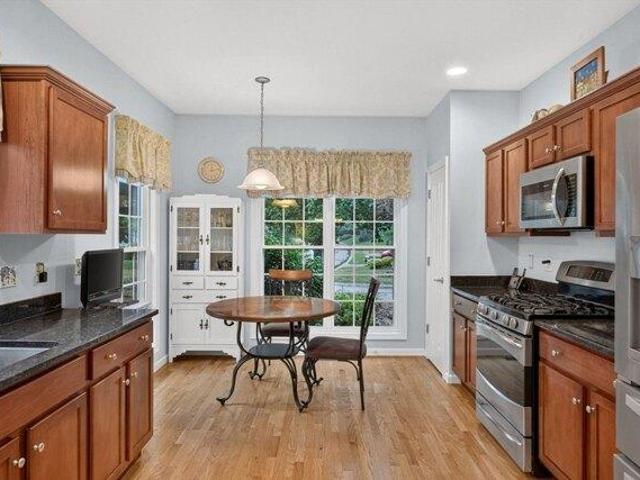 house with 2 bedroom, Plymouth MA ES105092584