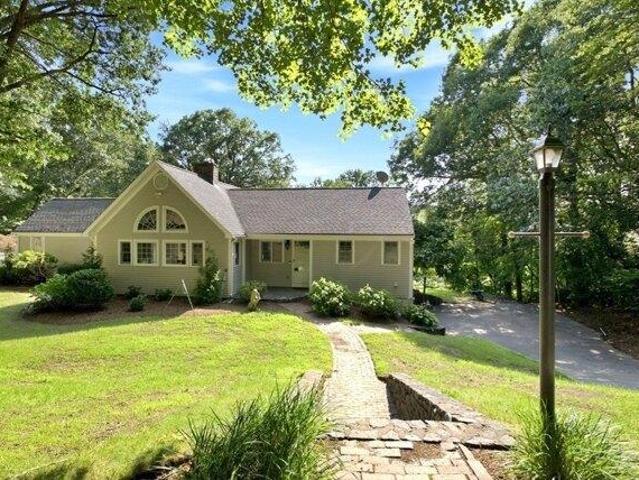 house with 2 bedroom, Plymouth MA ES105192101