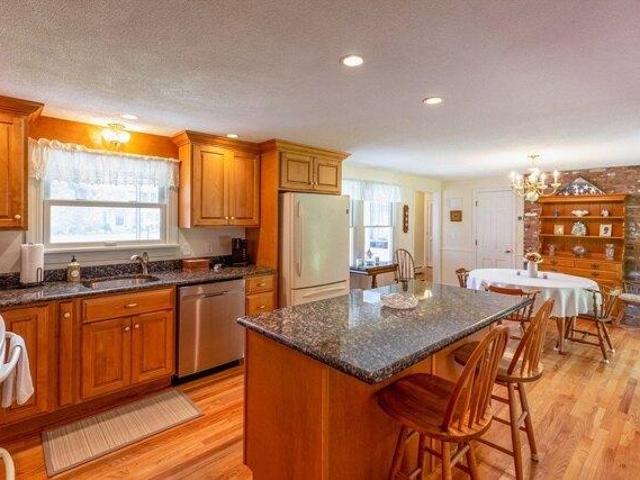 house with 2 bedroom, Plymouth MA ES105117254