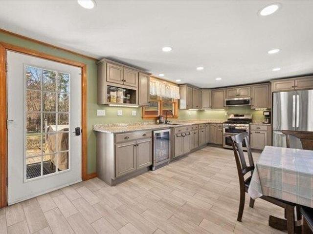 house with 2 bedroom, Plympton MA DLS102443625