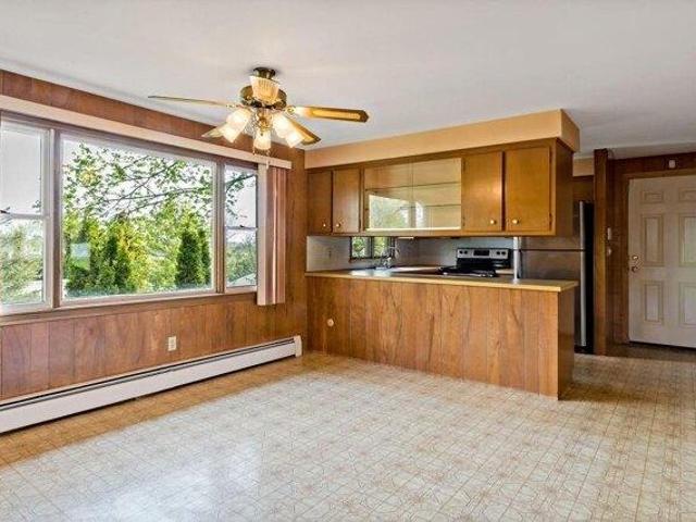 house with 2 bedroom, Providence RI ES104011017