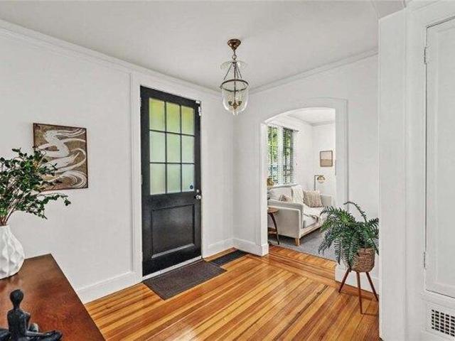 house with 2 bedroom, Providence RI ES104807650