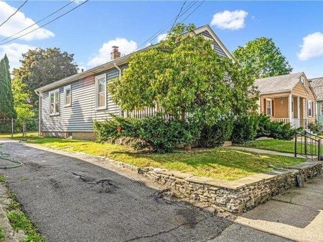 house with 2 bedroom, Providence RI ES104850685