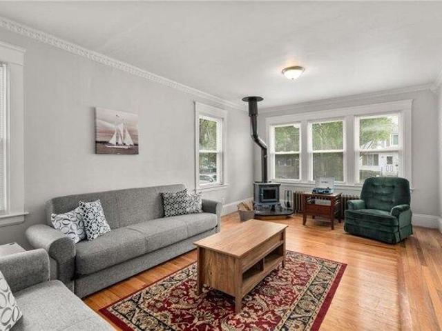 house with 2 bedroom, Providence RI ES105081554