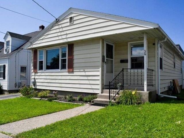house with 2 bedroom, Providence RI ES105113959