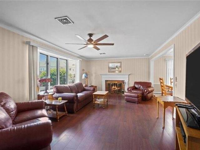 house with 2 bedroom, Providence RI ES103250195