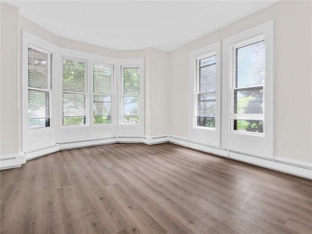 house with 2 bedroom, Providence RI ES103667152