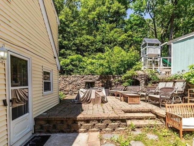 house with 2 bedroom, Quincy MA ES103434412