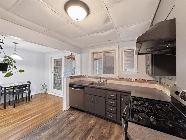 house with 2 bedroom, Quincy MA ES103100838