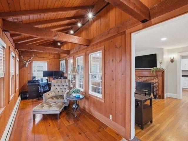 house with 2 bedroom, Quincy MA ES103250108