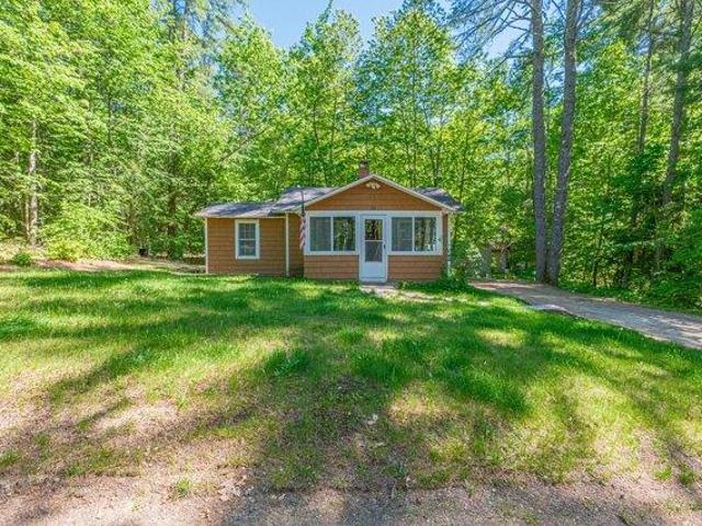 house with 2 bedroom, Raymond ME ES103663084