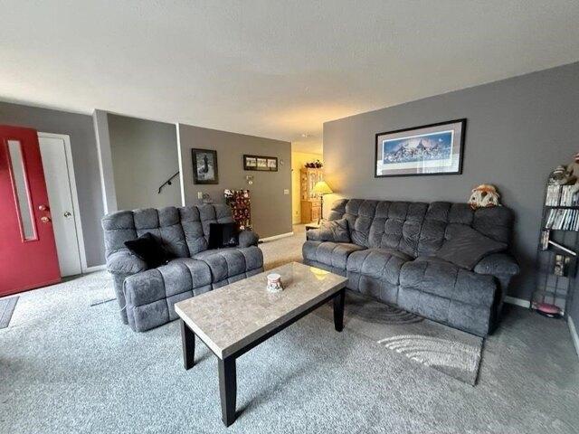 house with 2 bedroom, Raymond NH DS104113625
