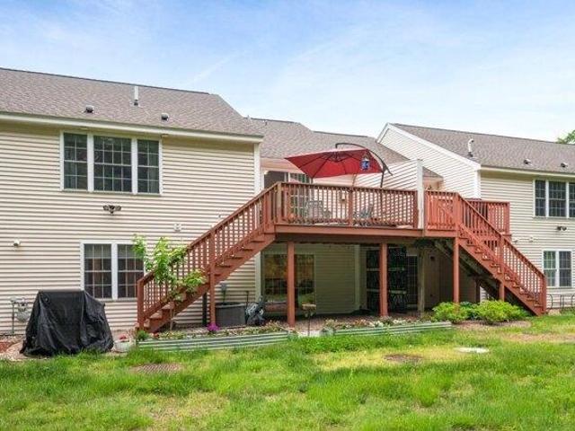 house with 2 bedroom, Raymond NH ES103034267