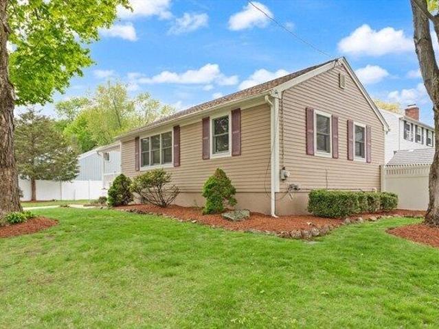 house with 2 bedroom, Reading MA DLS102372763