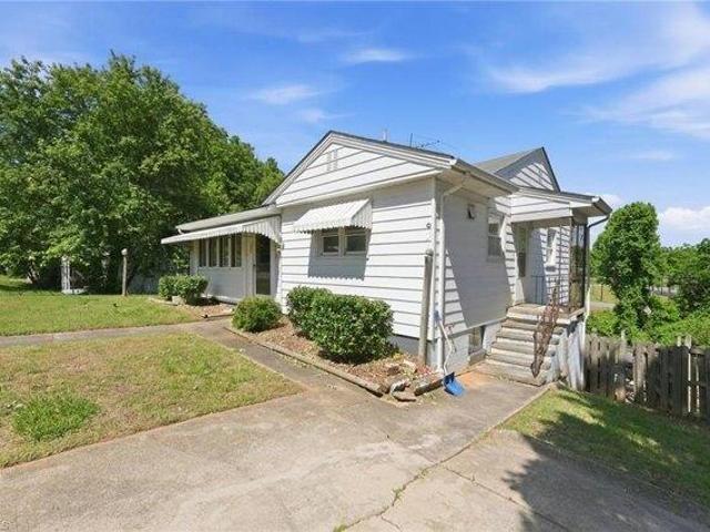 house with 2 bedroom, Reidsville NC ES103605427