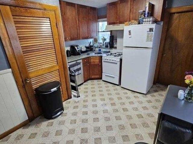 house with 2 bedroom, Revere MA ES104836148