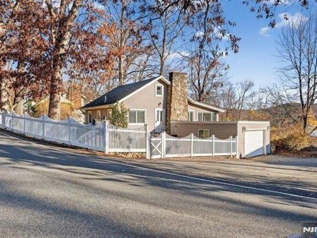 house with 2 bedroom, Ringwood NJ DS102562559