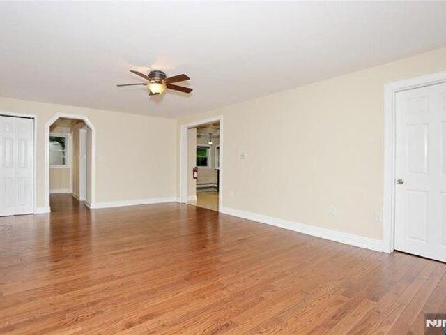 house with 2 bedroom, Ringwood NJ ES104833355