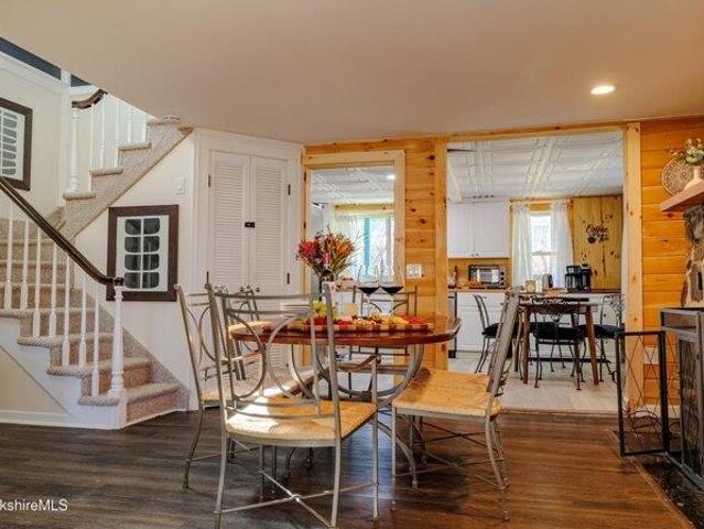 house with 2 bedroom, Richmond MA ES103774516