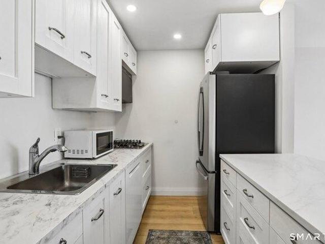 house with 2 bedroom, Ridgefield CT ES105126766