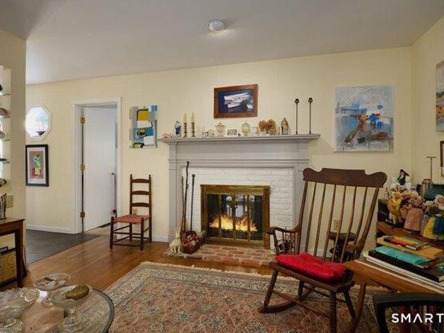 house with 2 bedroom, Ridgefield CT ES105160575