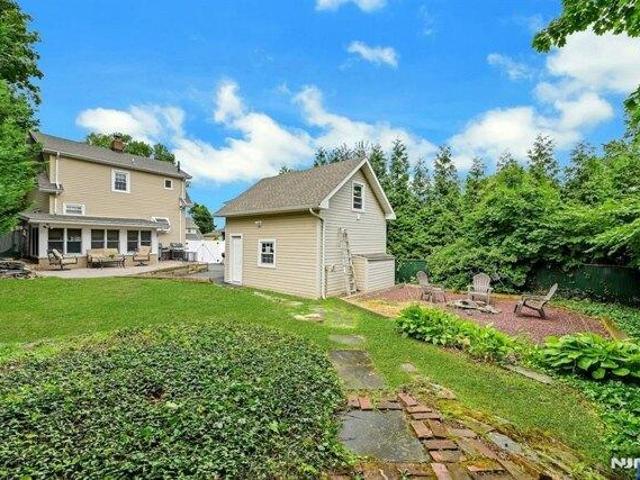 house with 2 bedroom, River Edge NJ ES104834556