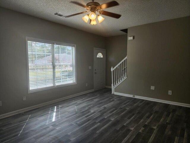 house with 2 bedroom, Riverdale GA DLS92949474