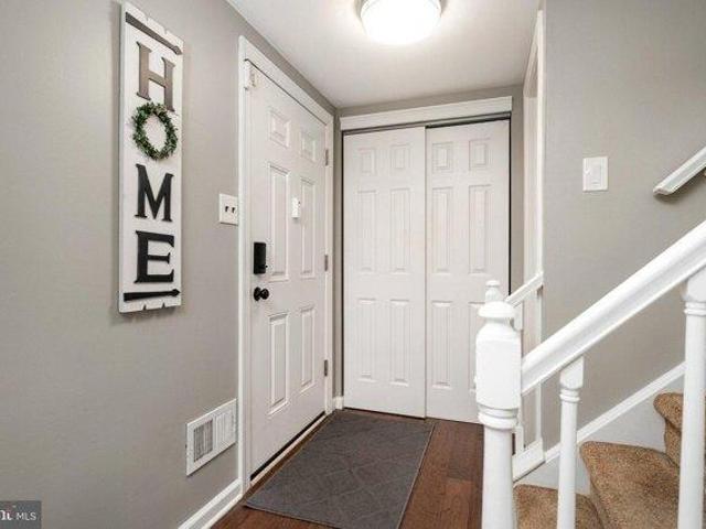 house with 2 bedroom, Robbinsville NJ DS102825437