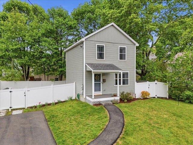 house with 2 bedroom, Rochester NH DLS102633316